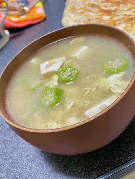 ＊オクラと豆腐のとろとろ味噌汁 By Akicham 【クックパッド】 簡単おいしいみんなのレシピが395万品