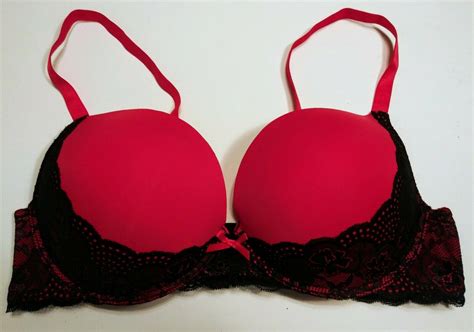Tessa Fowler Personal Worn Wardrobe Bra W Coa 2018416140