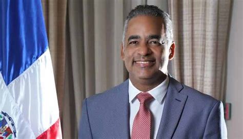 Abinader designa al ministro de Energía Joel Santos presidente del Gabinete Eléctrico