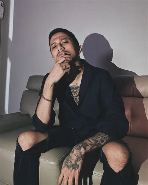 His Life Story Without A Father Figure Take A Peek At 8 Photos Of Bimo