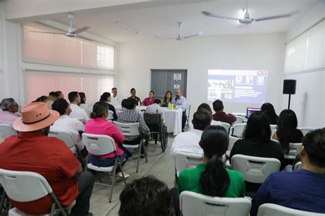 Milena Quiroga continúa impulsando a los jóvenes emprendedores de La Paz