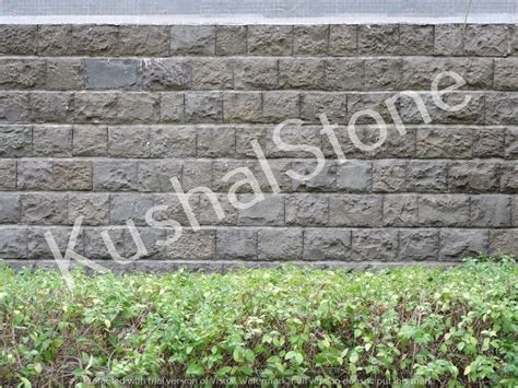 Blackgrey Unpolished Fort Stone Basalt Stone Thickness 6 Inch For