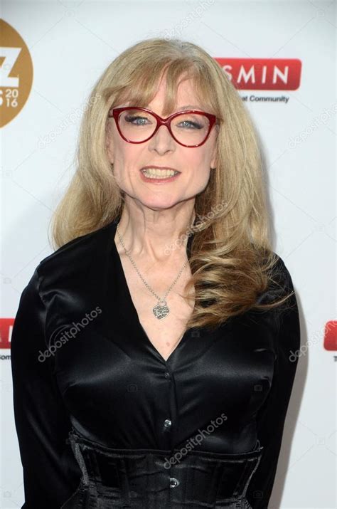 Фото Nina Hartley