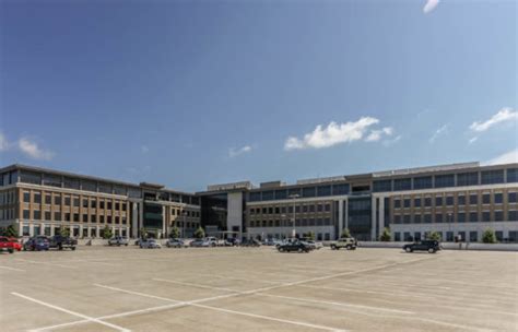 Flynn Kansas City Commercial Roofing Cladding And Glazing Services Flynn Group Of Companies