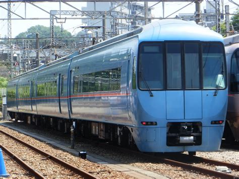 小田急沿線住み鉄道ファン日記 【4両単独で】小田急電鉄ロマンスカー『mse』60000形4両編成の臨時特急『湘南の宝石』号運転