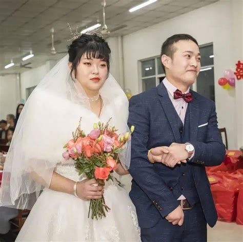 嘉兴一女子求解：60岁以后二婚应该介意年龄差吗？网友：都二婚了 还在意什么年纪看三观啊！婚姻对方目的性