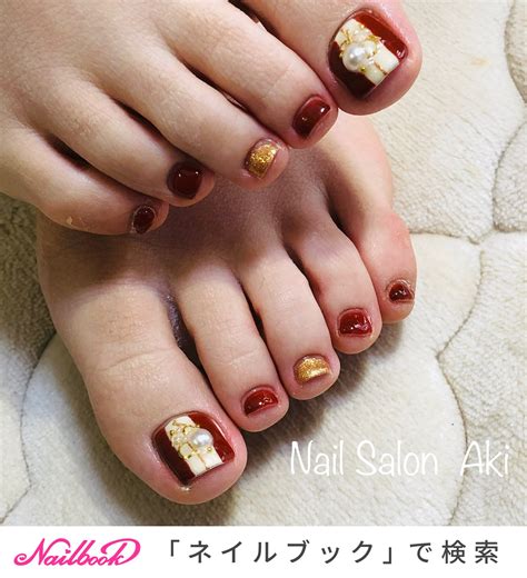 冬 オールシーズン フット ラメ パール Nail Salon Akiのネイルデザイン[no 7010637]｜ネイルブック