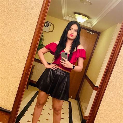 Manvi Chugh Age Height Bf Web Series Photos Net Worth