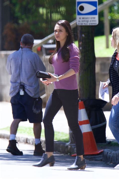 Mila Kunis Bad Mom S Christmas Set In Atlanta 05 02 2017 CelebMafia