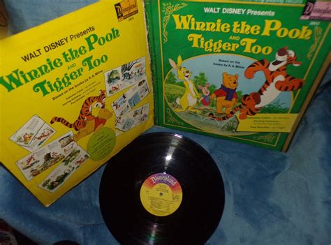 Vintage Walt Disney Winnie Pooh Tigger Too Book Record Album Vinyl Lp