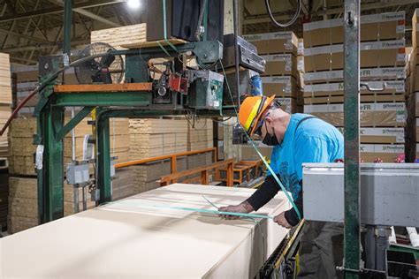 Roseburg Forest Products Says It Will Spend 700 Million To Expand