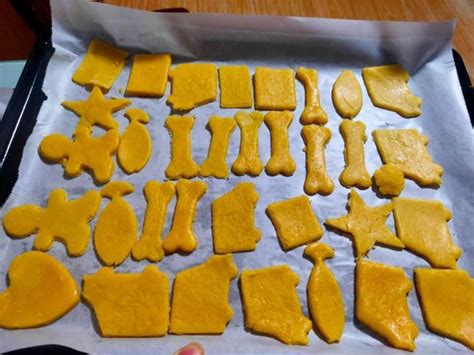 【卡通小饼干的做法步骤图，卡通小饼干怎么做好吃】曼的厨房小记录下厨房