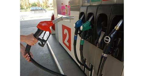 България на второ място в Европа по ръст на цените на бензина