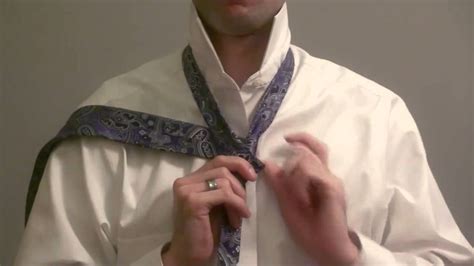 Cómo Hacer un Nudo de Corbata Cómo hacer nudos de corbata