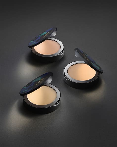 Kiro Beauty Eyeliners And Compact Matte On Behance