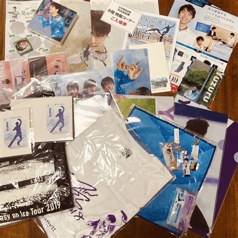 値下げ。羽生結弦 限定記念品 新聞 他一式 26点 おまけチラシ付 値下げ By メルカリ