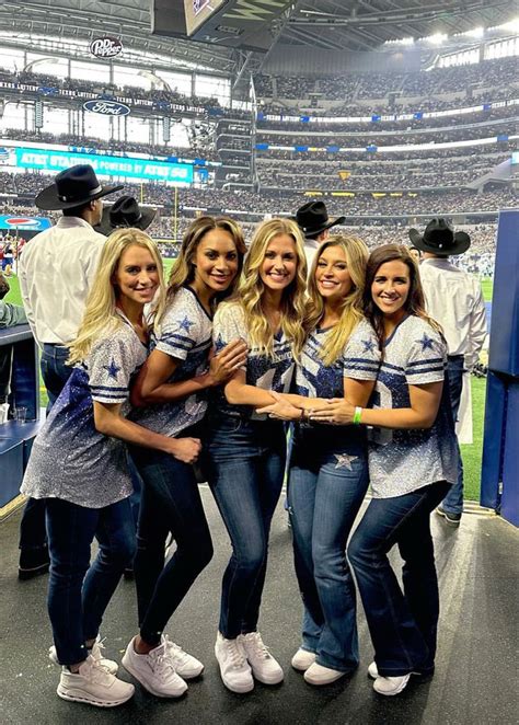 Dcc Cheerleaders Kashara Garrett
