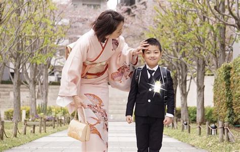 入学式に何を着る？先輩ママだから知っている「レンタル着物」のススメ【川口ゆかりの丁寧な暮らし】 Domani
