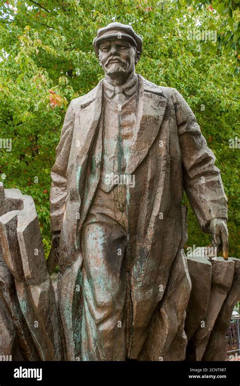 The Statue Of Lenin In Fremont Seattle Washington State Usa Stock
