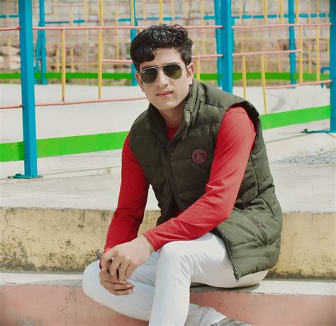 Hassu Dilkash Zahirullah555 • Instagram Photos And Videos