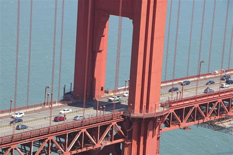 골든 게이트 브릿지의 통근자 샌프란시스코 캘리포니아 0명에 대한 스톡 사진 및 기타 이미지 0명 건축 게이트 Istock