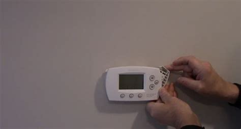 How To Change Battery In Honeywell Thermostat So Quickly THERMOSTATING