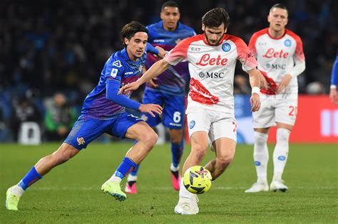 Napoli Trionfante Al Maradona Col Fattore Ko Kvara E Osimhen