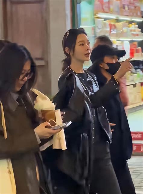 胖了又怎样！34岁宋轶最新生图韵味足，蜂腰长腿引热搜沸腾