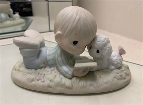 Precious Moments I Love To Tell The Story Hobbies And Toys