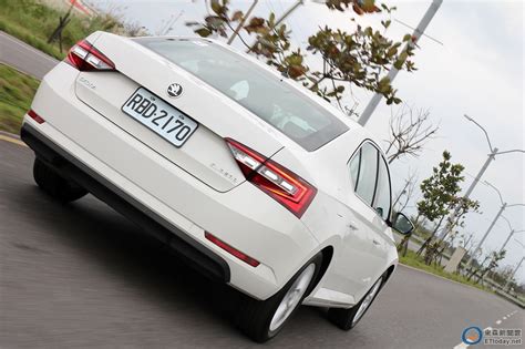 小心也不錯Skoda Superb 1 4TSI試駕駕馭篇 ET Fashion ETtoday新聞雲