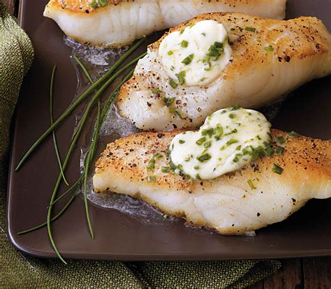 Pan Roasted Sea Bass With Garlic Butter Recipe Recipes Food Cooking