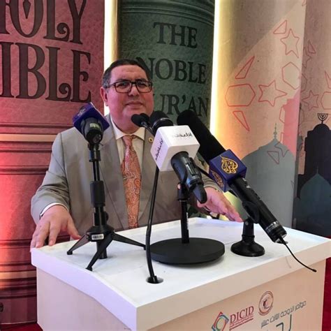 رئيس اتحاد الوطن العربى الدولى يهنىء ملوك ورؤساء وأمراء دول العالم بعيد