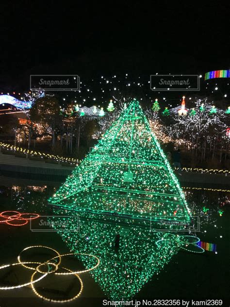 夜にライトアップされた都市の写真・画像素材 2832356 Snapmart（スナップマート）