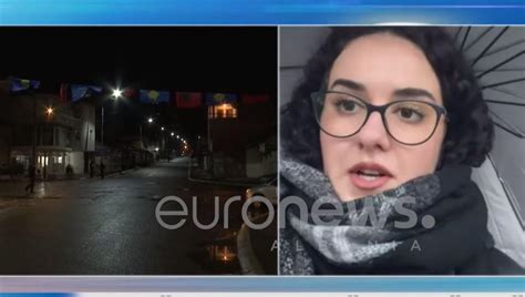 Gazetarja Flet Nga Zveçani Serbët Qëlluan Gazetarët Dhe Policët