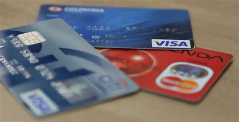 Viajes al exterior cómo extraer dólares en otro país y qué hay que tener en cuenta a la hora