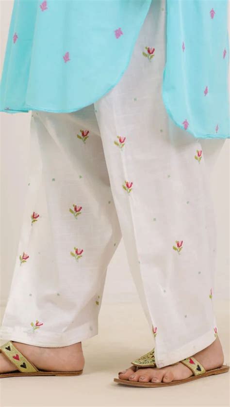 Pin By Rajwinder Kaur On Quick Saves Embroidery Designs Fashion