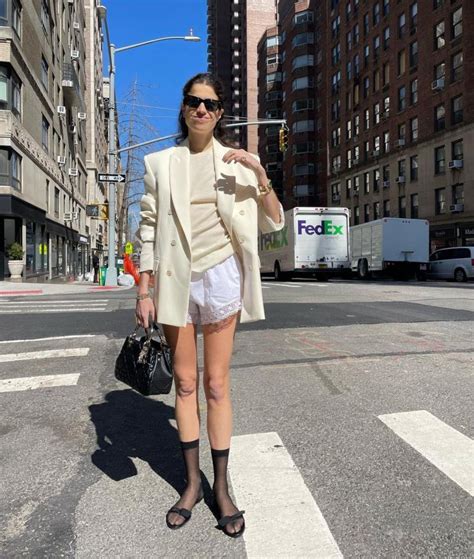 우아함 절정 레이스 파자마 쇼츠 하퍼스 바자 코리아