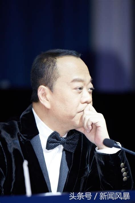 歐陽震華攜三位美女港星空降上海灘 每日頭條