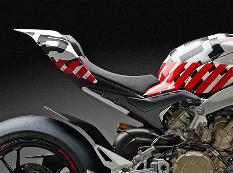Ducati Streetfighter V Erste Bilder Vom Hyper Naked Bike