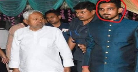 दूसरे चरण के मतदान से पहले पटना में जदयू नेता की गोली मारकर हत्या शादी