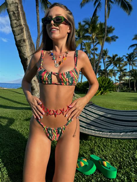 Ruby Rosary Bottom Strawberry Milk Mob