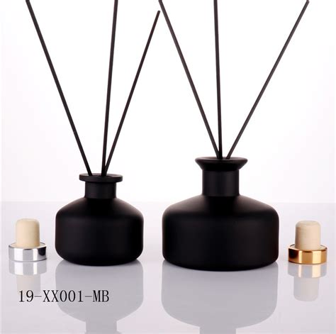 Matt Black Diffuser Glass Bottle Supplier