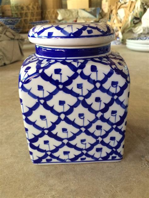 โถคุกกี้ ลายคราม เซรามิคลำปาง ของชำร่วย ปลีก ส่ง