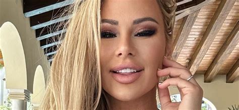 Army Veteran Kindly Myers In G String Gets Her Peaches Out