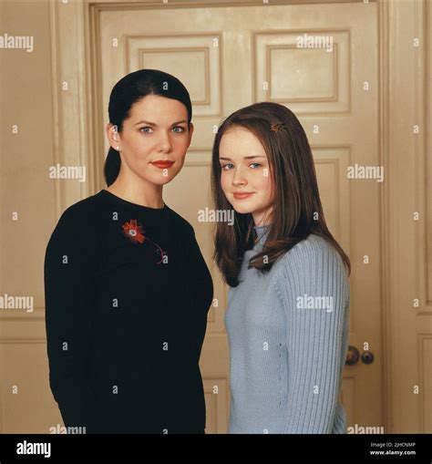 Alexis Bledel And Lauren Graham