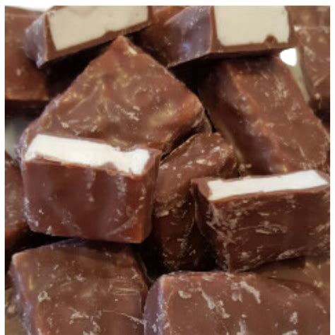 White Knight Bites Choc Mint Chew