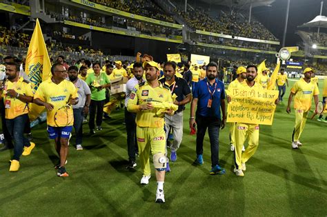 Ipl 2023 Dhoni Csk Thank Chennai Fans With Special Lap Of Honour