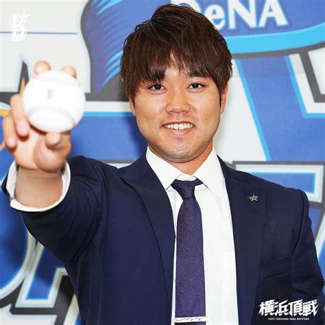 横浜denaベイスターズさんのインスタグラム写真 横浜denaベイスターズinstagram「 本日、 西巻賢二選手の支配下登録