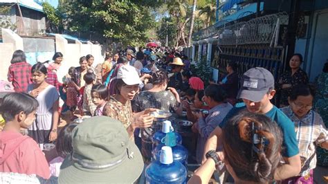 စလင်းမြို့ ပေါင်းပင်ဇင်းရပ်ကွက် ငှက်ပျောတောဝတ်ကျောင်း ရှင်ပင်ချမ်းသာက
