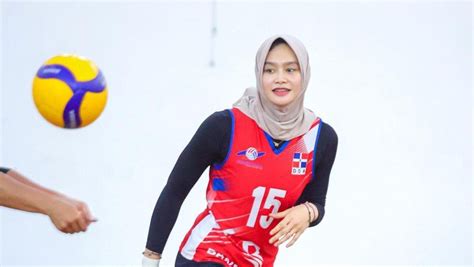 Sosok Wilda Siti Nurfadhilah Atlet Voli Yang Disorot Karena Pakai Hijab